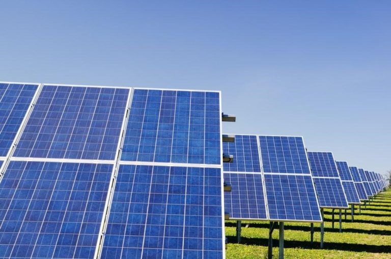 5 Best Real-time Solar Panel Monitoring Systems in 2024 | Solar Medix